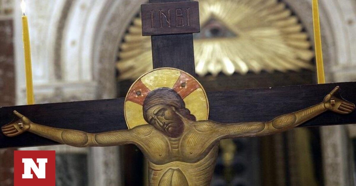 Στο Ρέθυμνο μιλούν για θαύμα: Ο Σταυρός άρχιζε να αναβλύζει Μύρο ...