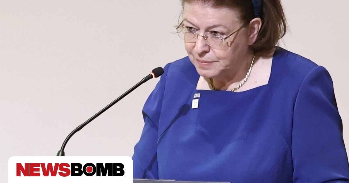 Culture Min Lina Mendoni inaugurates renovated theater at Dion - Newsbomb