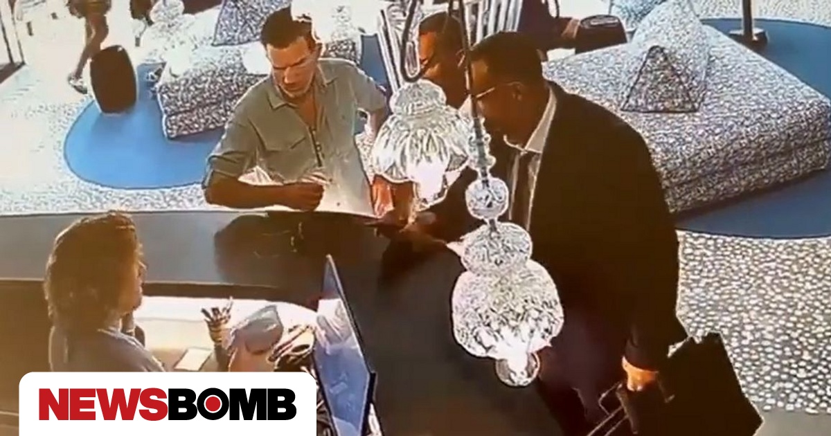 Ρουμάνος άρπαζε πανάκριβα ρολόγια με τη μέθοδο «RIP – DEAL» - Βίντεο ντοκουμέντο - Newsbomb