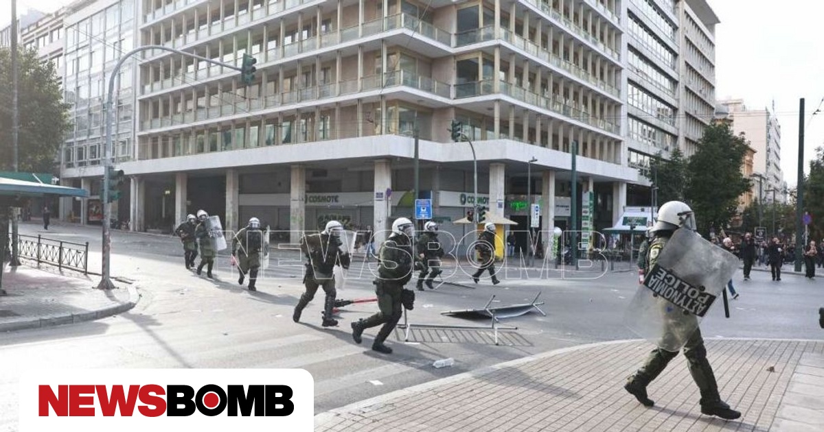 Επεισόδια στο Σύνταγμα στην πορεία για τα Τέμπη - Newsbomb