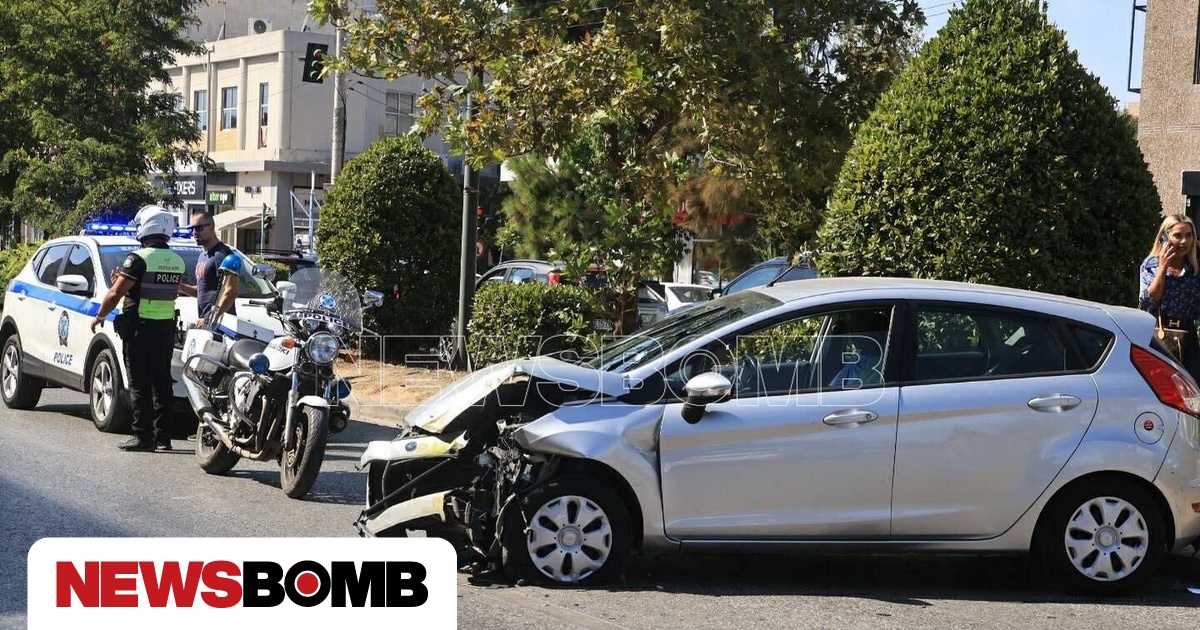 Σύγκρουση λεωφορείου με ΙΧ στη λεωφόρο Μεσογείων - Στο «κόκκινο» η ...