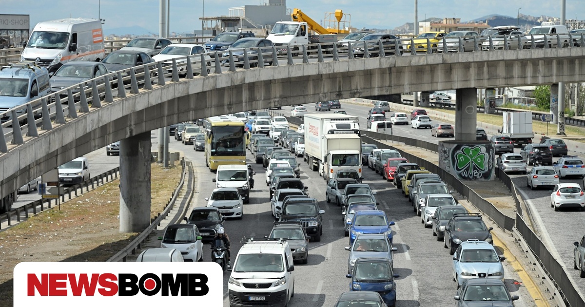 Κίνηση τώρα: Τροχαίο στην κάθοδο του Κηφισού, καθυστερήσεις έως και 20 ...