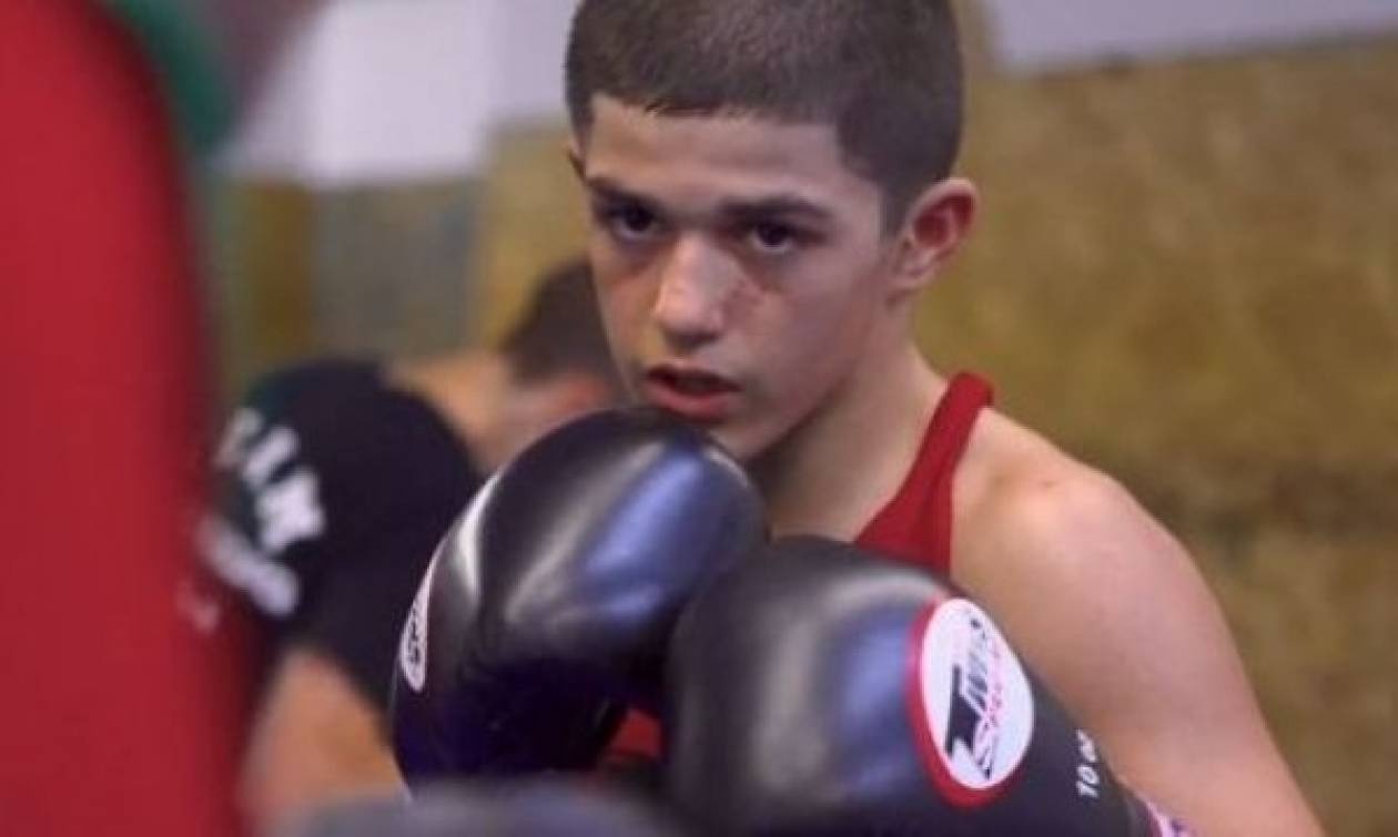 Ενα μεγάλος πρωταθλητής kickboxing και πολεμικών τεχνών, γεννιέται ...