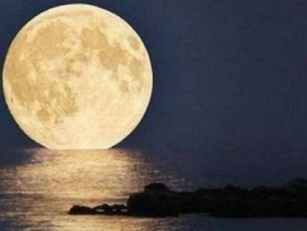 ΔΕΙΤΕ: Η πρώτη φωτογραφία της Σελήνης τραβήχτηκε το 1840! - Newsbomb