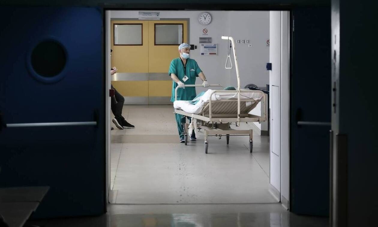 Κορονοϊός: Καταρρίπτει τους μύθους του ιού πνευμονολόγος του ...