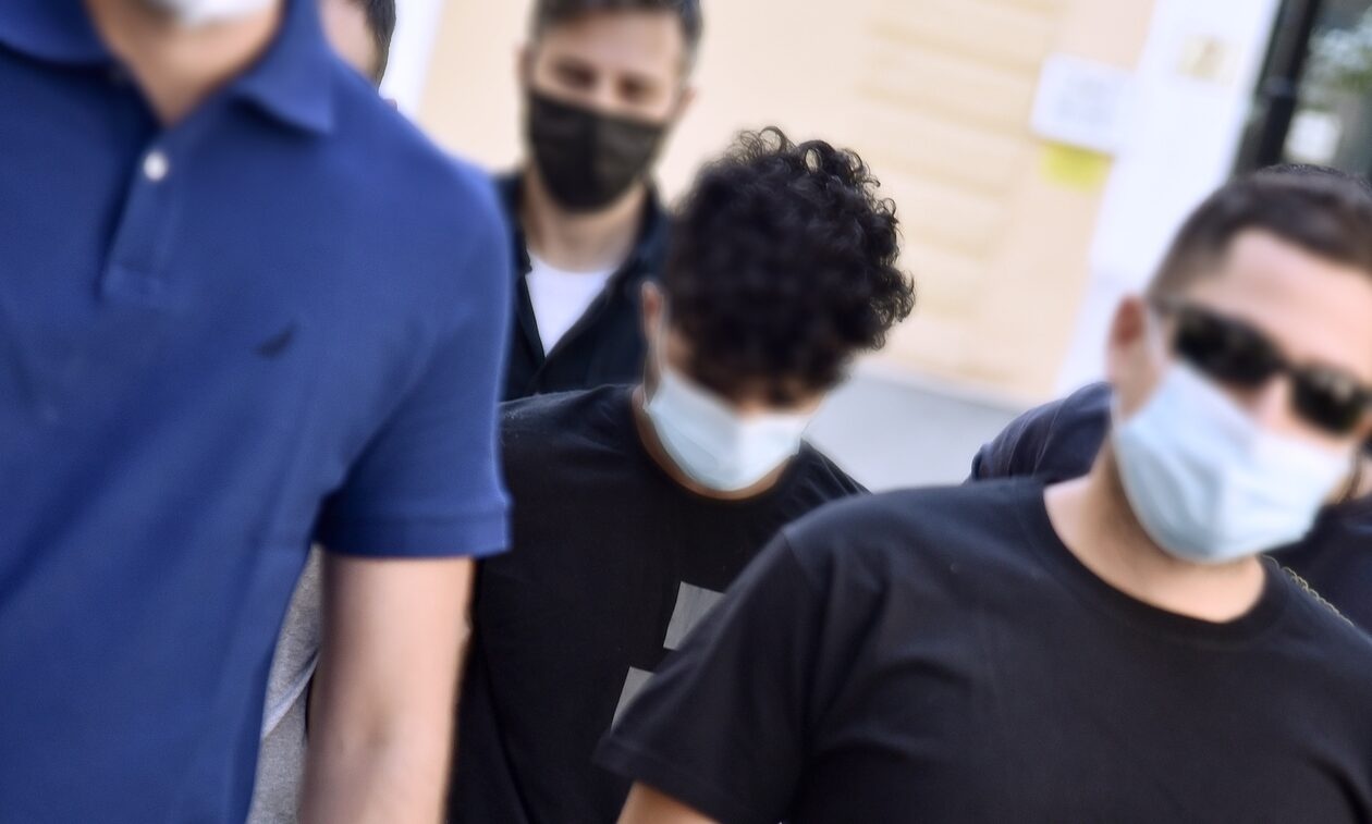 Περιστέρι: Με τέσσερις διαφορετικές ταυτότητες κυκλοφορούσε ο ...