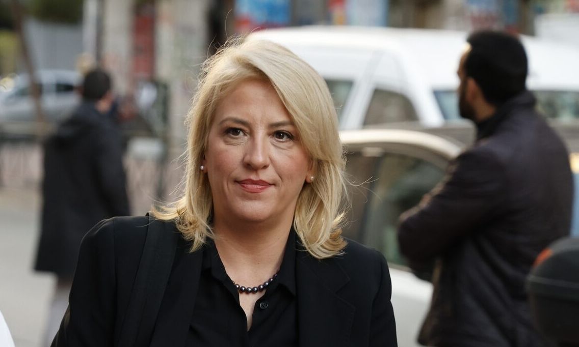 Η Ρένα Δούρου σκέφτεται να είναι υποψήφια για την ηγεσία του ΣΥΡΙΖΑ ...