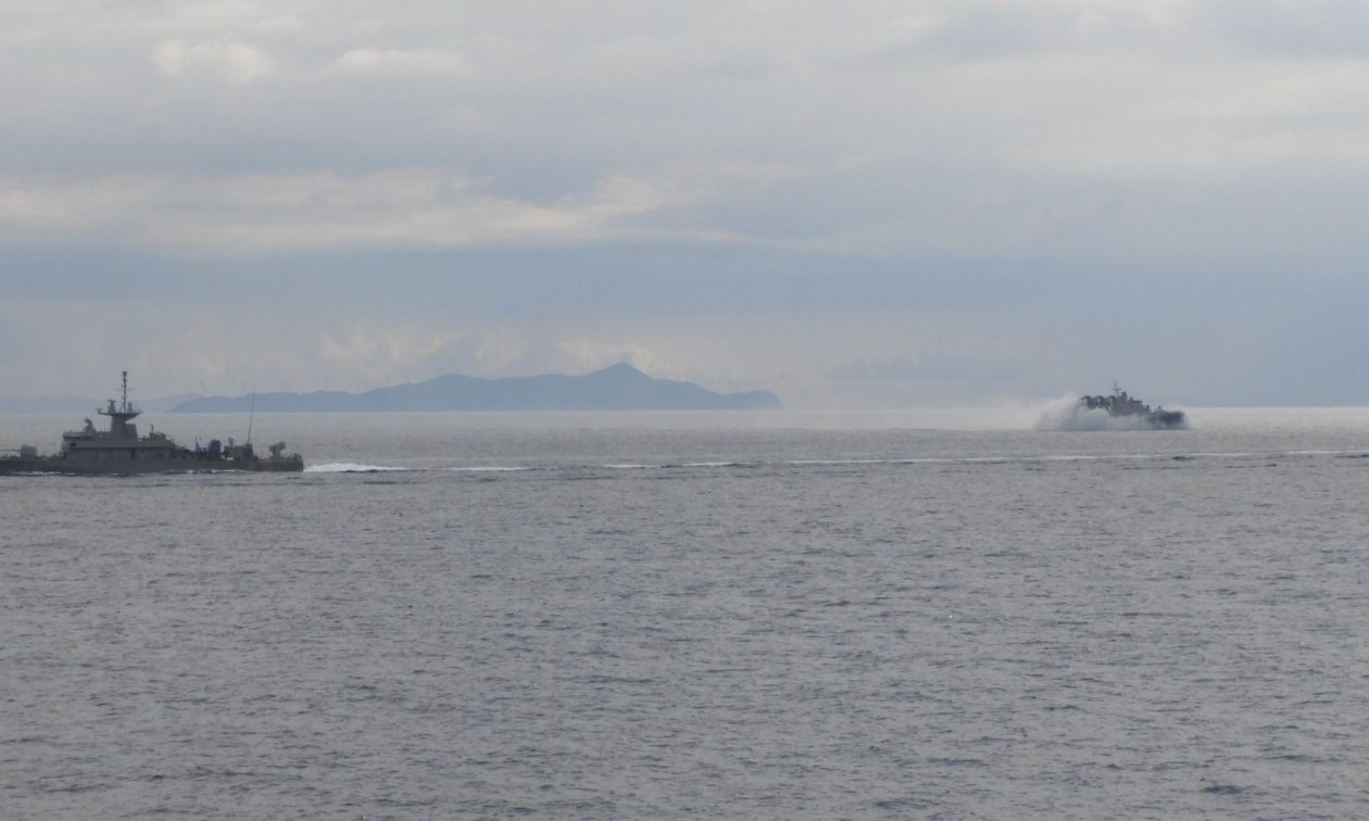 Δείτε φωτογραφίες από τρεις παράλληλες ασκήσεις του Πολεμικού Ναυτικού στο Αιγαίο - Βγήκε και ...