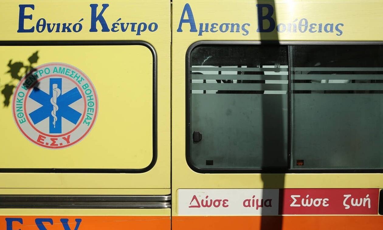 Καμίνια: Επέστρεψε στο σχολείο η 14χρονη που μαχαίρωσε τη μητέρα της ...