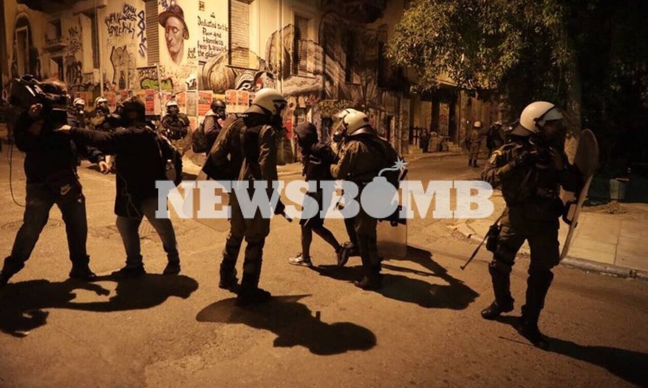 Επεισόδια στα Εξάρχεια: 28 συλλήψεις και 41 προσαγωγές - Newsbomb