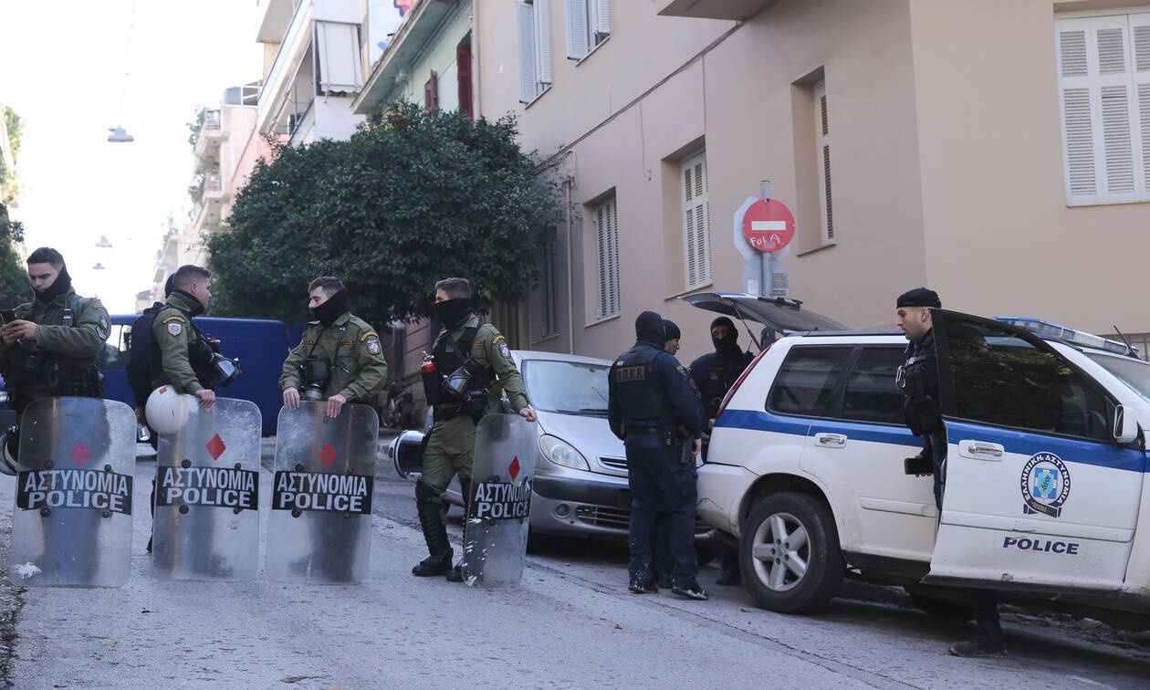 ΕΛ.ΑΣ.: Τα αδέλφια που συνελήφθησαν στο Κουκάκι συμμετείχαν στην ...