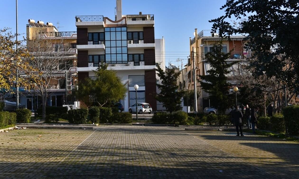 «Φαρ ουέστ» στο Χαϊδάρι: Τι λέει ο άνδρας που βρέθηκε εν μέσω ...