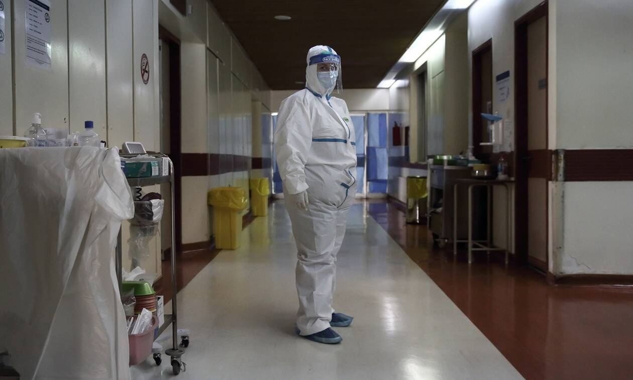 Κορονοϊός - Εφιαλτική πρόβλεψη: Τα κρούσματα στην Ελλάδα από την αρχή ...