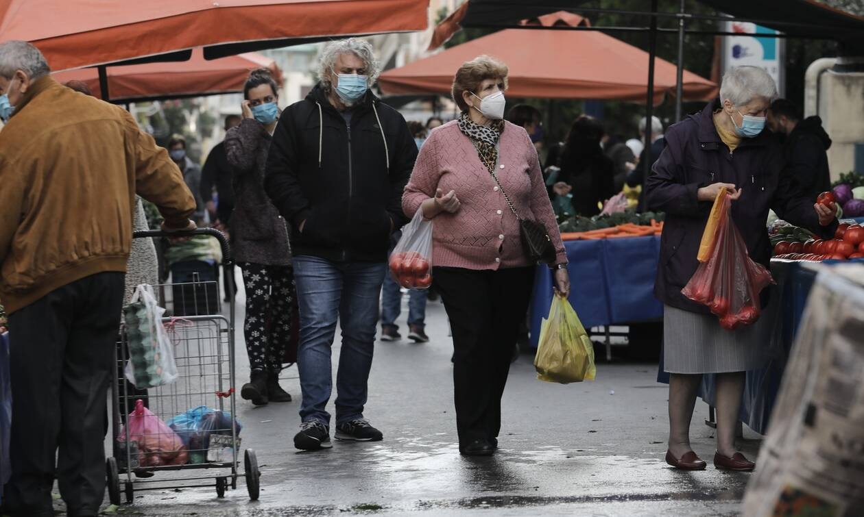 Κορονοϊός: Διπλή μάσκα για διπλή προστασία; Η «βόμβα» της Παπαευαγγέλου ...