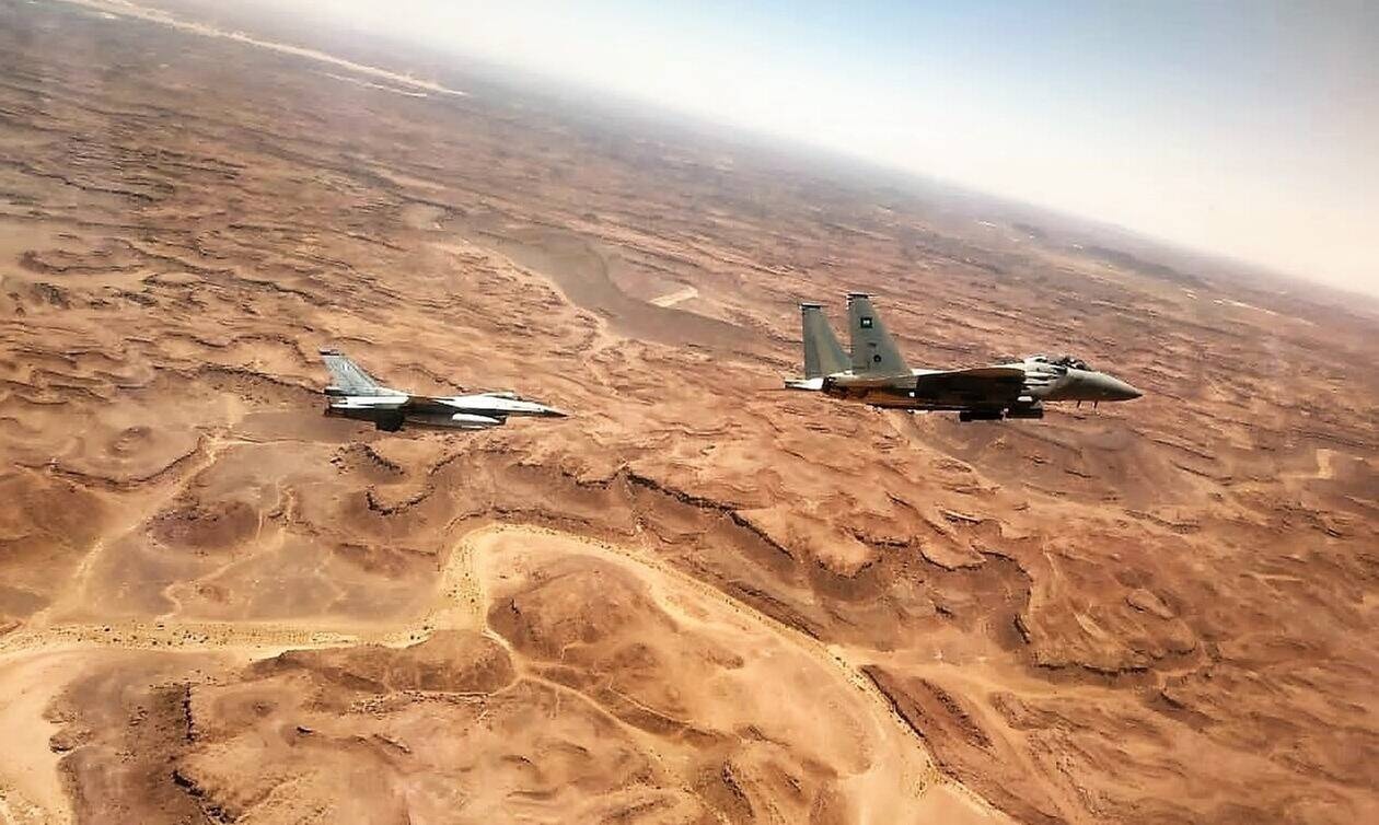 «FALCON EYE - 2»: Εντυπωσιακές εικόνες από την αεροπορική άσκηση ...