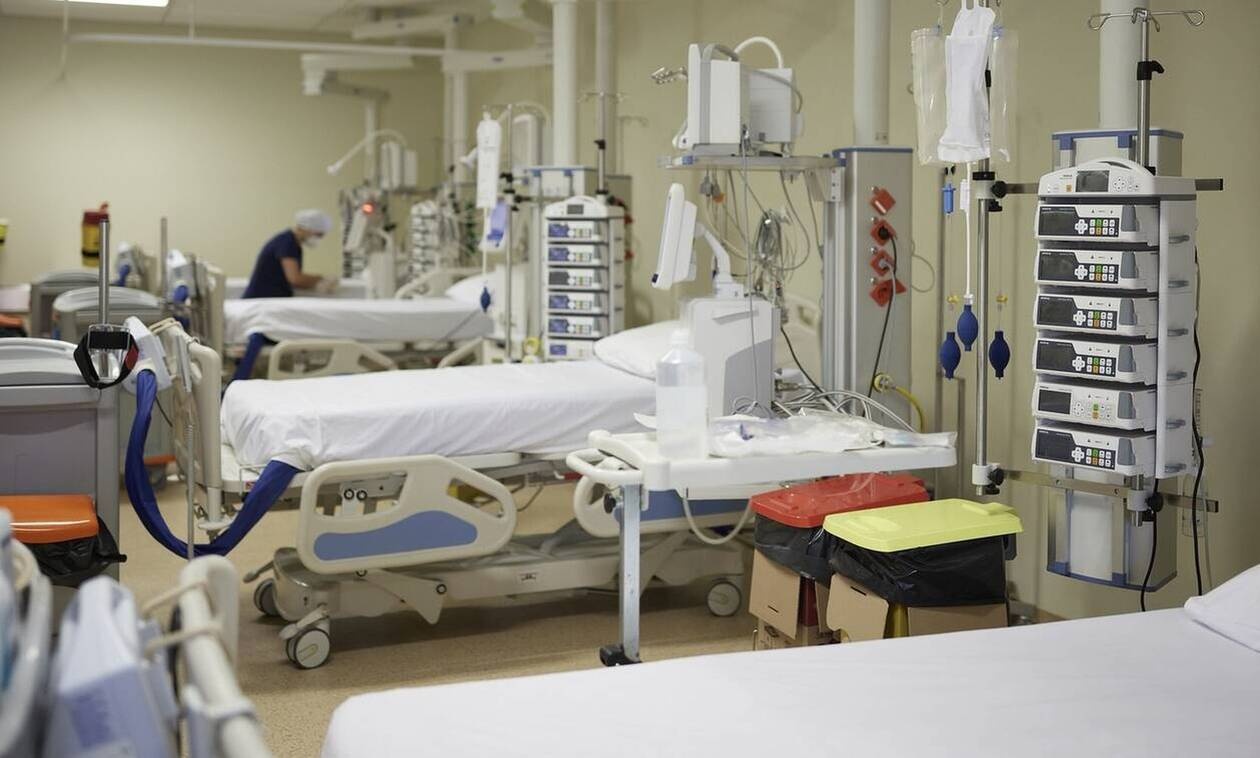 Αγωνιώδης έκκληση του διευθυντή ΜΕΘ ΠΑΓΝΗ: «Γεμίζουν οι εντατικές στο ...