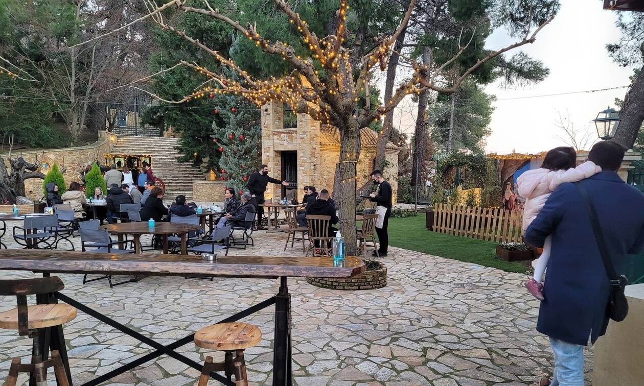 Άρση μέτρων: Επιστρέφει σήμερα η μουσική σε καφέ και εστιατόρια - Τι ...