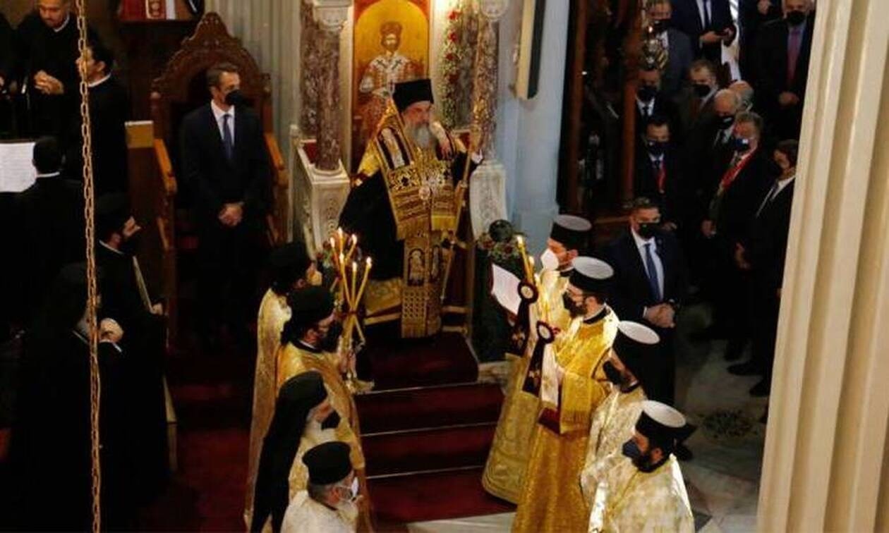 Ολοκληρώθηκε η τελετή ενθρόνισης του νέου Αρχιεπισκόπου Κρήτης Ευγένιου ...