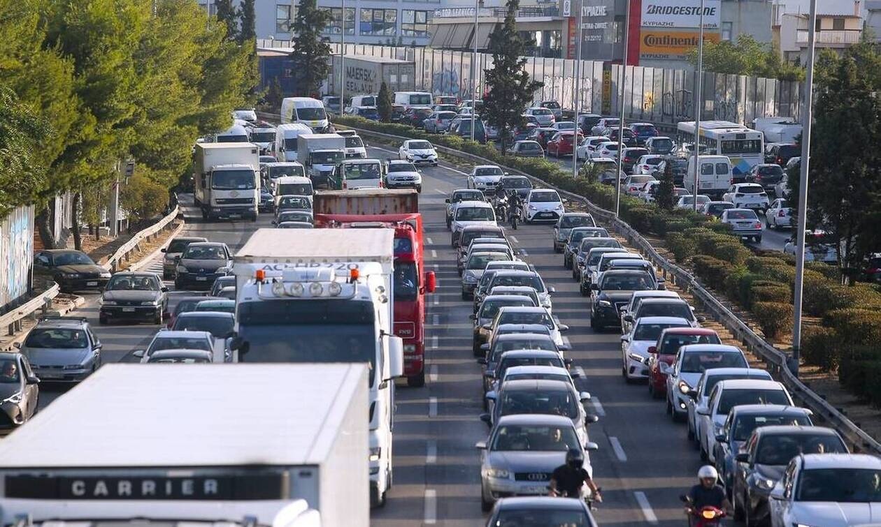 Κίνηση τώρα: Φεύγουν οι πρώτοι εκδρομείς του Πάσχα - Μποτιλιάρισμα σε ...