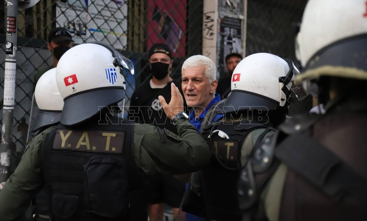 Καζάνι που βράζει τα Εξάρχεια: Σύρραξη αστυνομίας – διαμαρτυρόμενων για ...