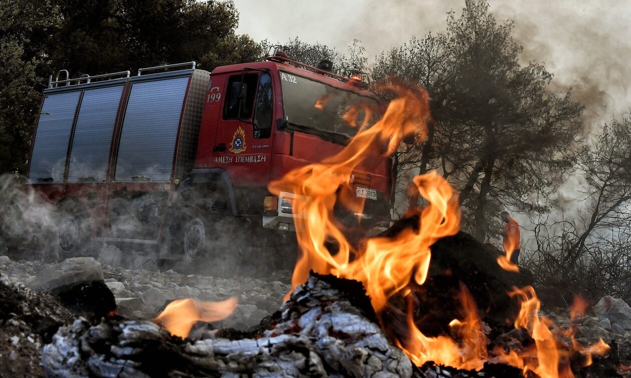 Πυροσβεστική: 22 δασικές πυρκαγιές το τελευταίο 24ωρο - Δείτε τον Χάρτη Πρόβλεψης Πυρκαγιάς για ...