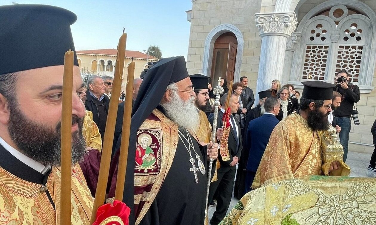 Σε νέα εποχή η Εκκλησία της Κύπρου - Ενθρονίζεται ο Γεώργιος Γ' - Newsbomb