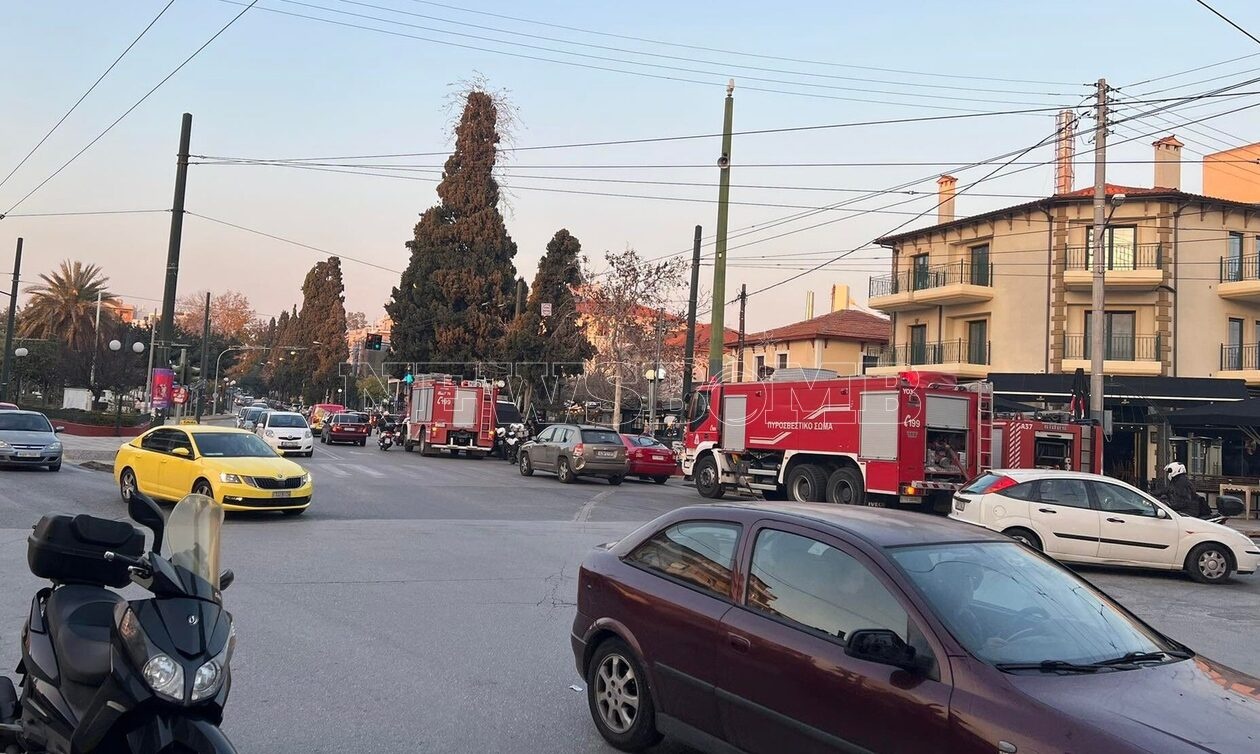 Φωτιά σε εστιατόριο στη Νέα Φιλαδέλφεια - Newsbomb