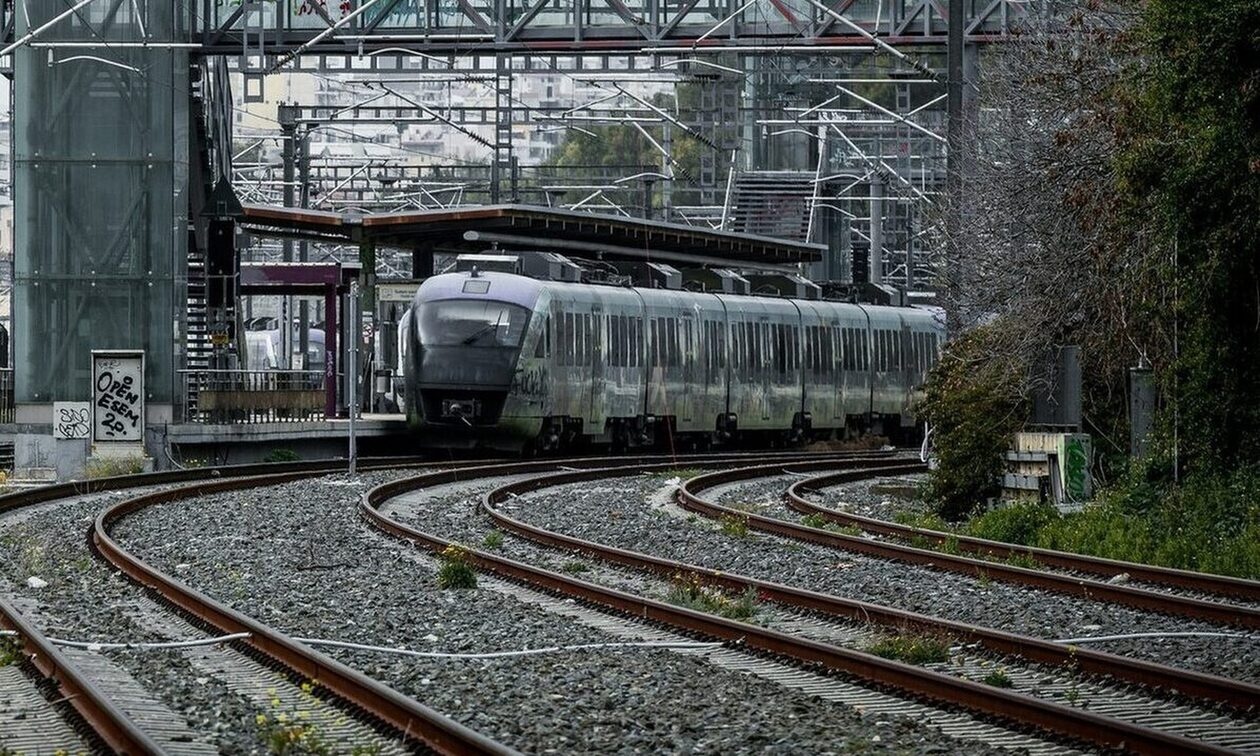 Σιδηρόδρομοι:Καμία συντήρηση στο δίκτυο λόγω έλλειψης κονδυλίων - Τι ...