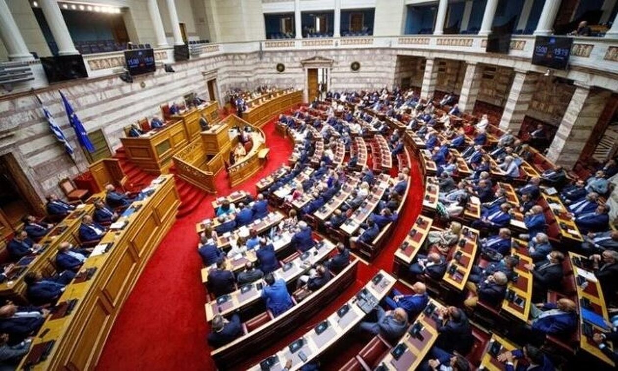 Πατρινός ζήτησε το πιο απίθανο ρουσφέτι: «Στείλτε μετάθεση την σύζυγό ...
