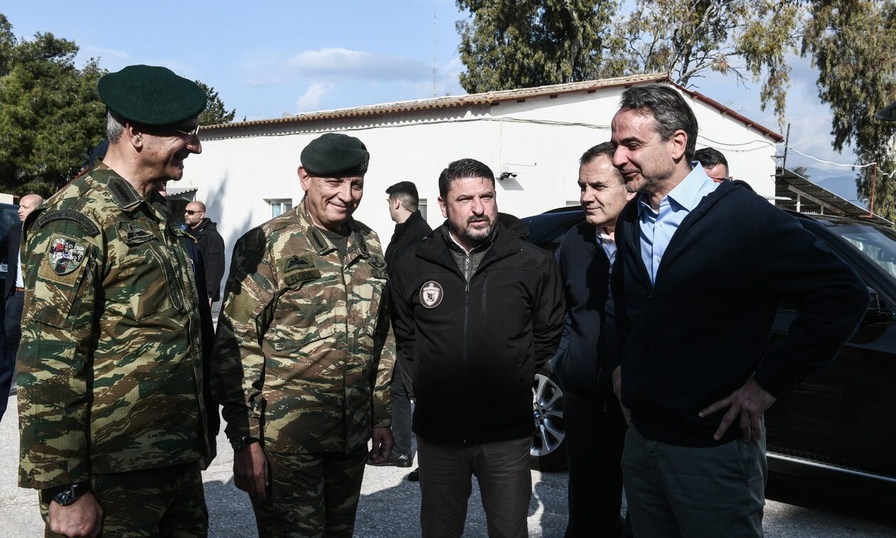 Κυριάκος Μητσοτάκης στα ΟΥΚ: Ισχυρές Ένοπλες Δυνάμεις που θωρακίζουν ...