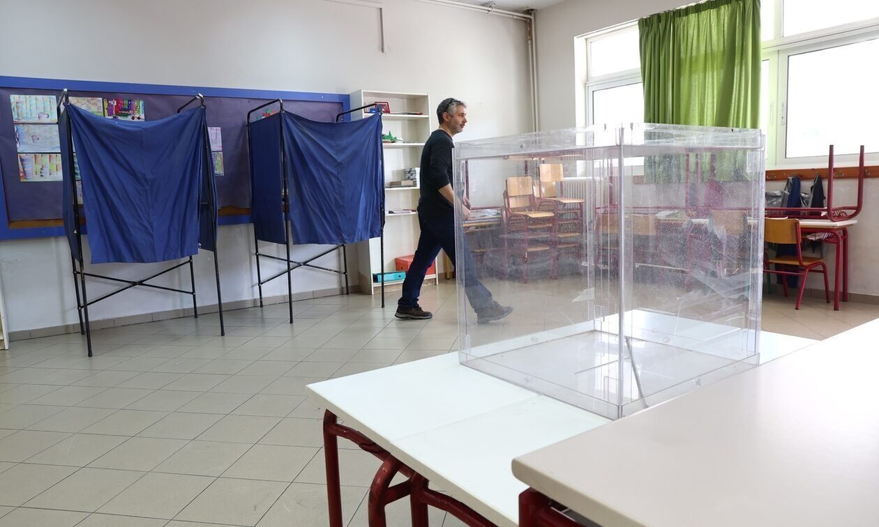 Εκλογές 2023: Πού ψηφίζω, τι έγγραφα χρειάζομαι, πόσους σταυρούς βάζω ...