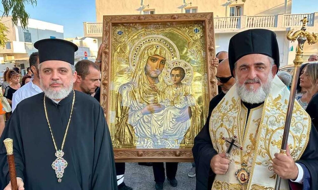 Στη Σαντορίνη η Παναγία Ιεροσολυμίτισσα και το Τίμιο Ξύλο - Newsbomb