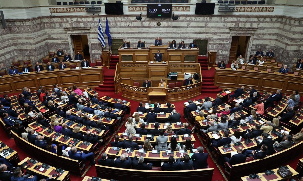 Βουλή: Στην Ολομέλεια το Εργασιακό νομοσχέδιο και η τροπολογία για ...
