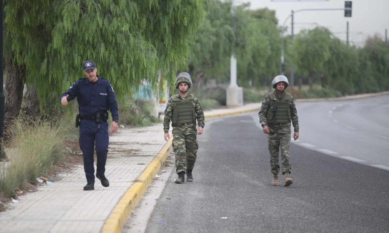 Γλυφάδα: Αυτή είναι η βόμβα που βρέθηκε - Κλειστή η Ποσειδώνος - Newsbomb