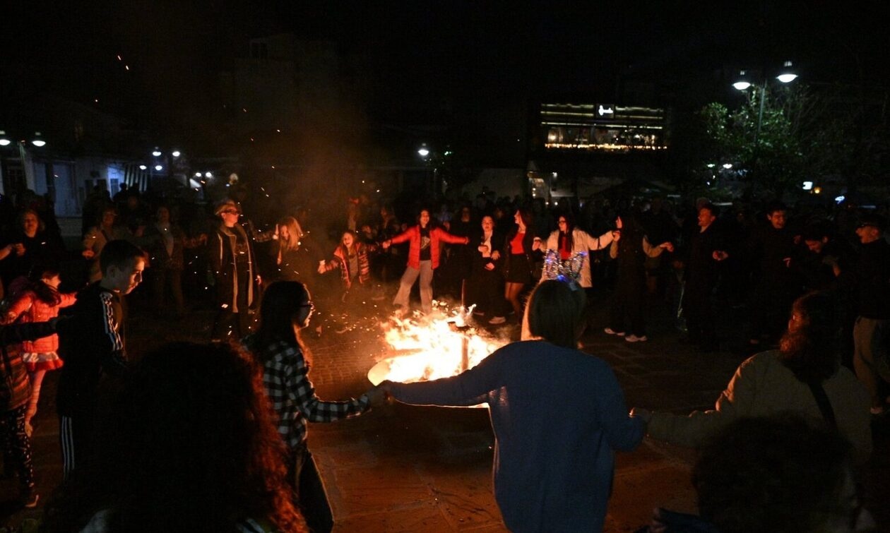 Λάρισα: «Άναψαν» οι φωτιές – Ολονύχτιο πανηγύρι (pics&vid) - Newsbomb