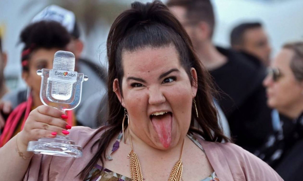 Eurovision: Πώς είναι σήμερα η Netta που είχε κοντραριστεί με την Ελένη ...