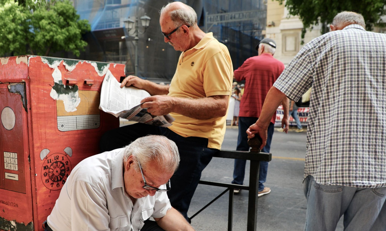 Συντάξεις: Διπλά αναδρομικά για 500.000 συνταξιούχους το 2025 - Τα ποσά ...