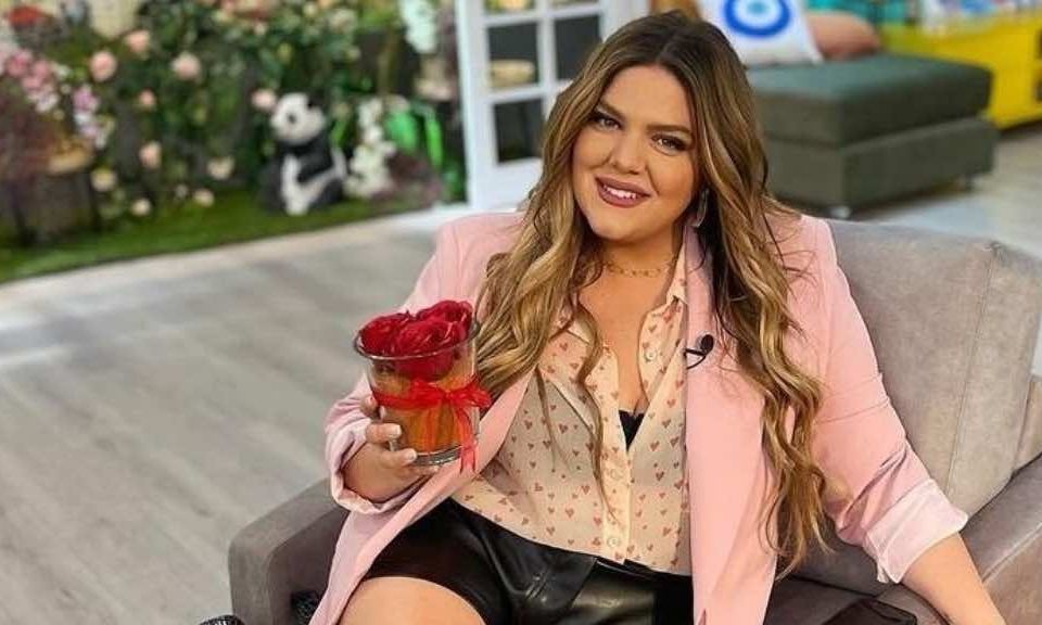 Ποιος παίρνει τη θέση της Δανάης Μπάρκα στο MEGA - Newsbomb