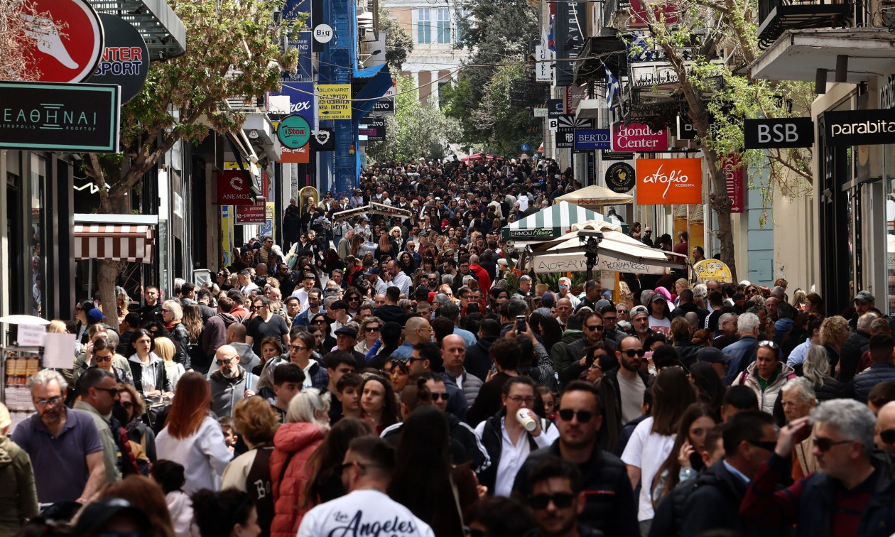 Επίδομα 250 ευρώ: Τα σενάρια για τους δικαιούχους - Τι μελετάται ως μέτρο στη ΔΕΘ - Newsbomb