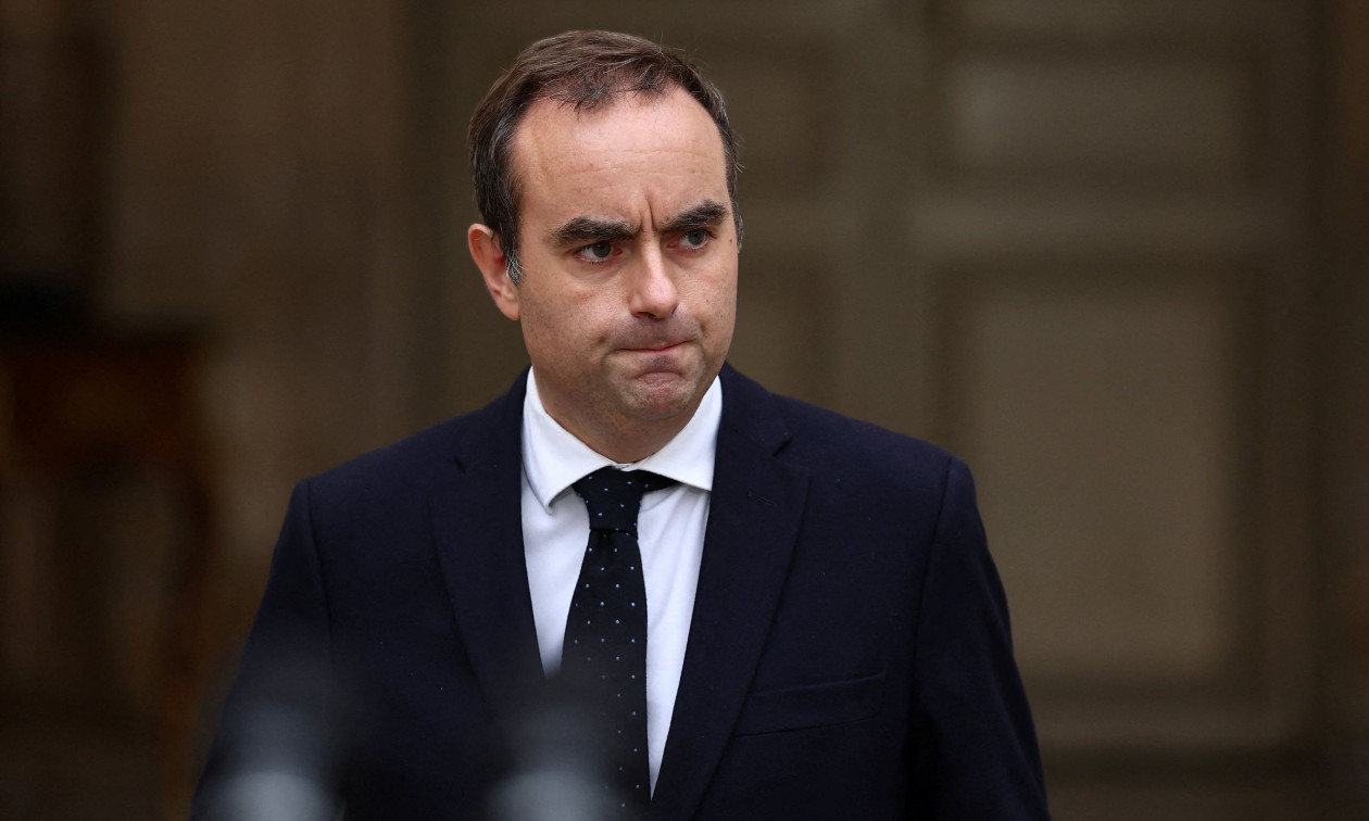 Γαλλία: Στο κόκκινο οι τράπεζες μετά την παραίτηση Λεκορνί - Φόβος για ...