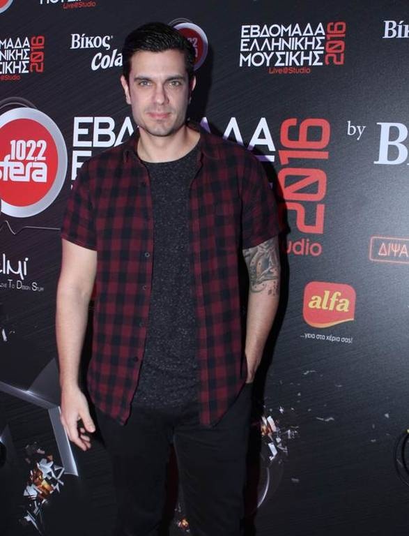 Η Εβδομάδα Ελληνικής Μουσικής 2016 από τον Sfera 102,2 ξεκίνησε! - Newsbomb