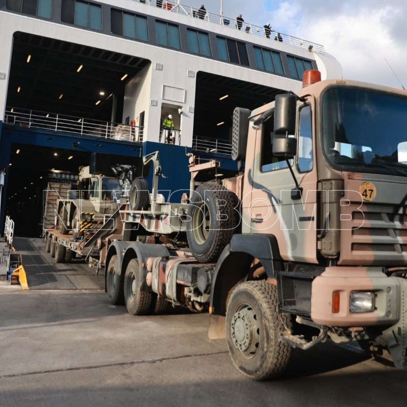 Σεισμοί - Σαντορίνη: Ενίσχυση δυνάμεων- Στο νησί οχήματα του στρατού, της ΕΛΑΣ και της ...