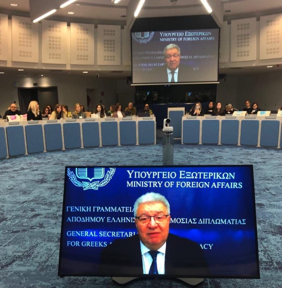 Γιάννης Χρυσουλάκης στο 28ο Συνέδριο Ελλήνων Εκπαιδευτικών Ευρώπης ...