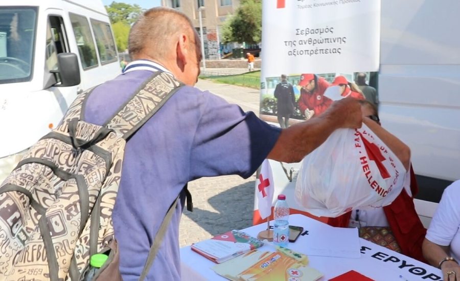 Ελληνικός Ερυθρός Σταυρός: Δράση υποστήριξης αστέγων και ενημέρωσης των ...