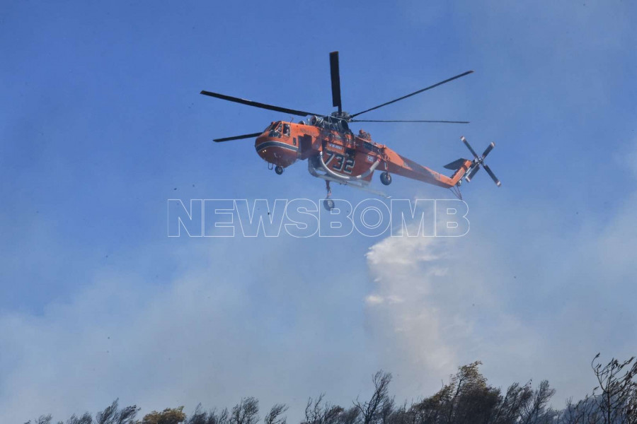 Φωτιά στον Μαραθώνα: Εκκενώθηκε το Άνω Σούλι - «Καλύτερη η εικόνα» μετά τις 16:00 - Newsbomb