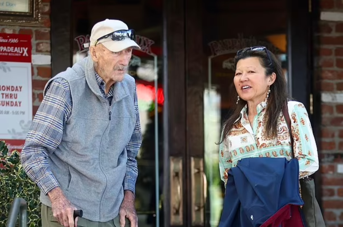 Οι τελευταίες φωτογραφίες του Τζιν Χάκμαν και της συζύγου του μετά από 21 χρόνια - Newsbomb